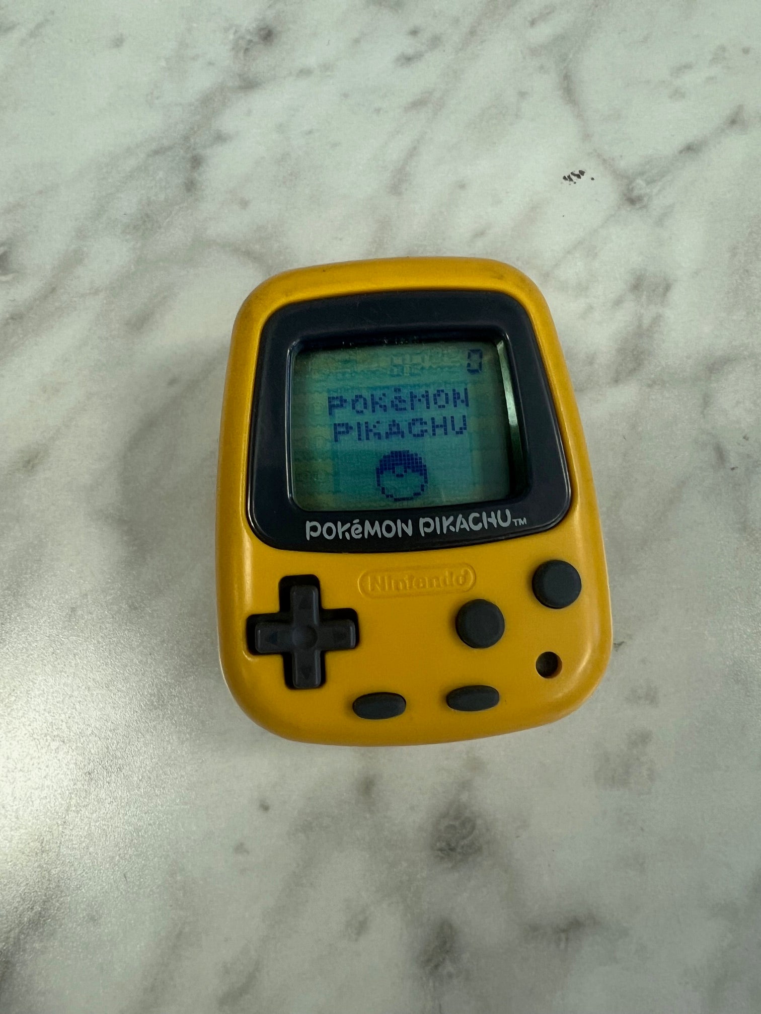 Nintendo Pocket Pikachu Yellow Virtual Pet Pokemon MPG-001 RU52725 ...